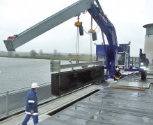 Hydronic Multifunctional Series Trash Rake - Lakeside Equipment Corporation